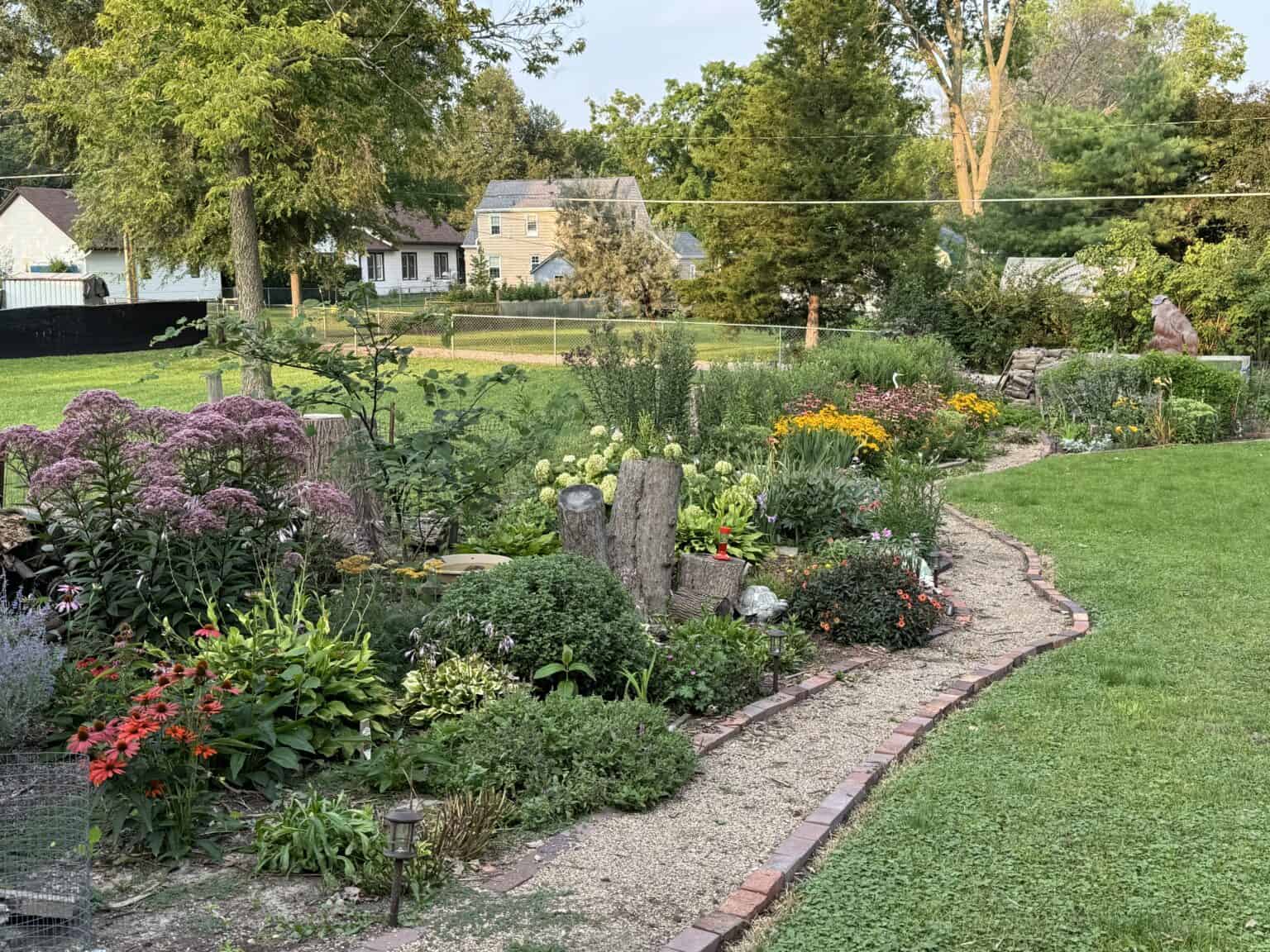 Planting Native in Your HOA Community - Homegrown National Park